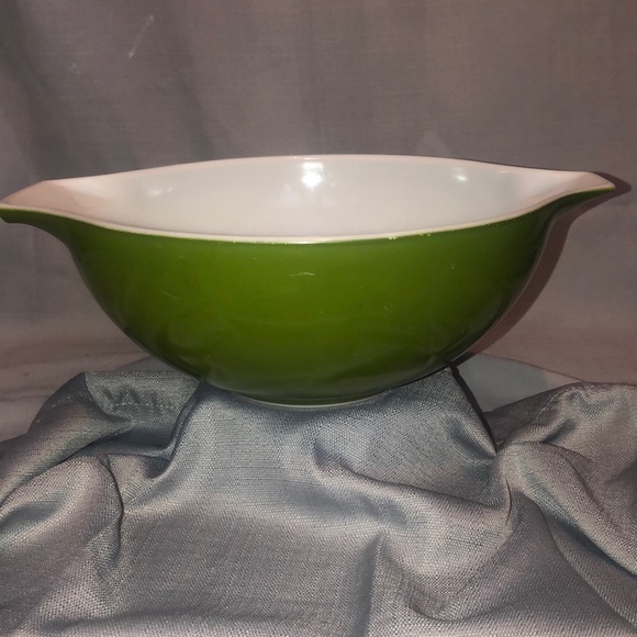 Pyrex | Dining | Vintage Large Green Pyrex Mixing Bowl 444 | Poshmark